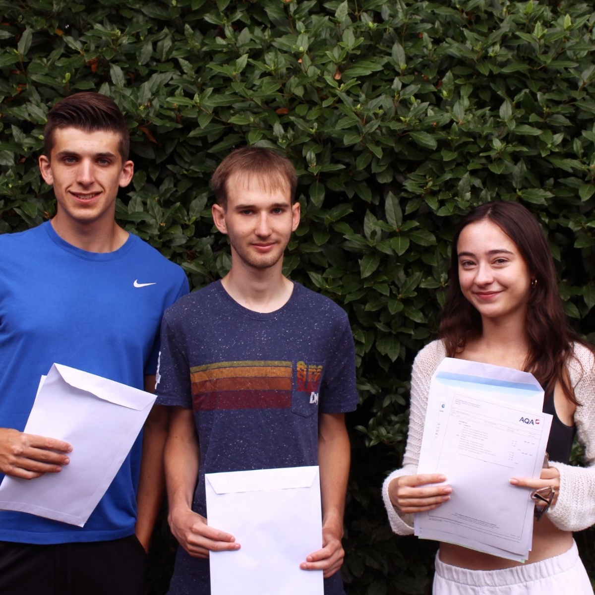 Warlingham School & Sixth Form College - College students celebrate ...
